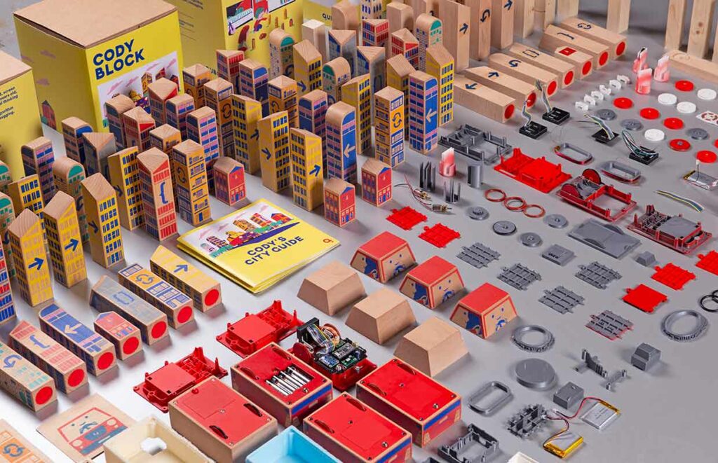 CODYBLOCK – creative wooden building blocks by Oscar Lhermitte | afilii