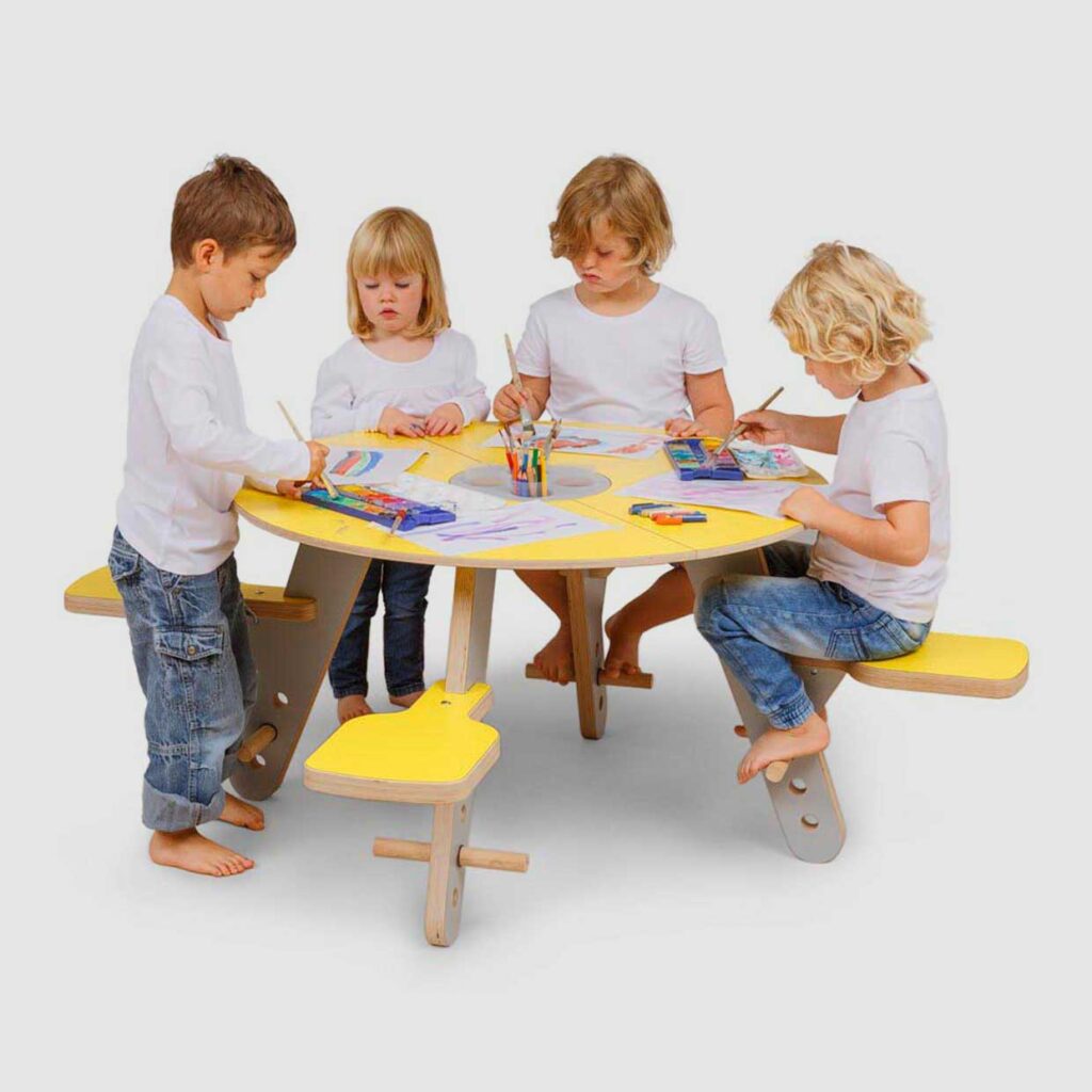 TAVI by timkid: children's play table round discover now | afilii