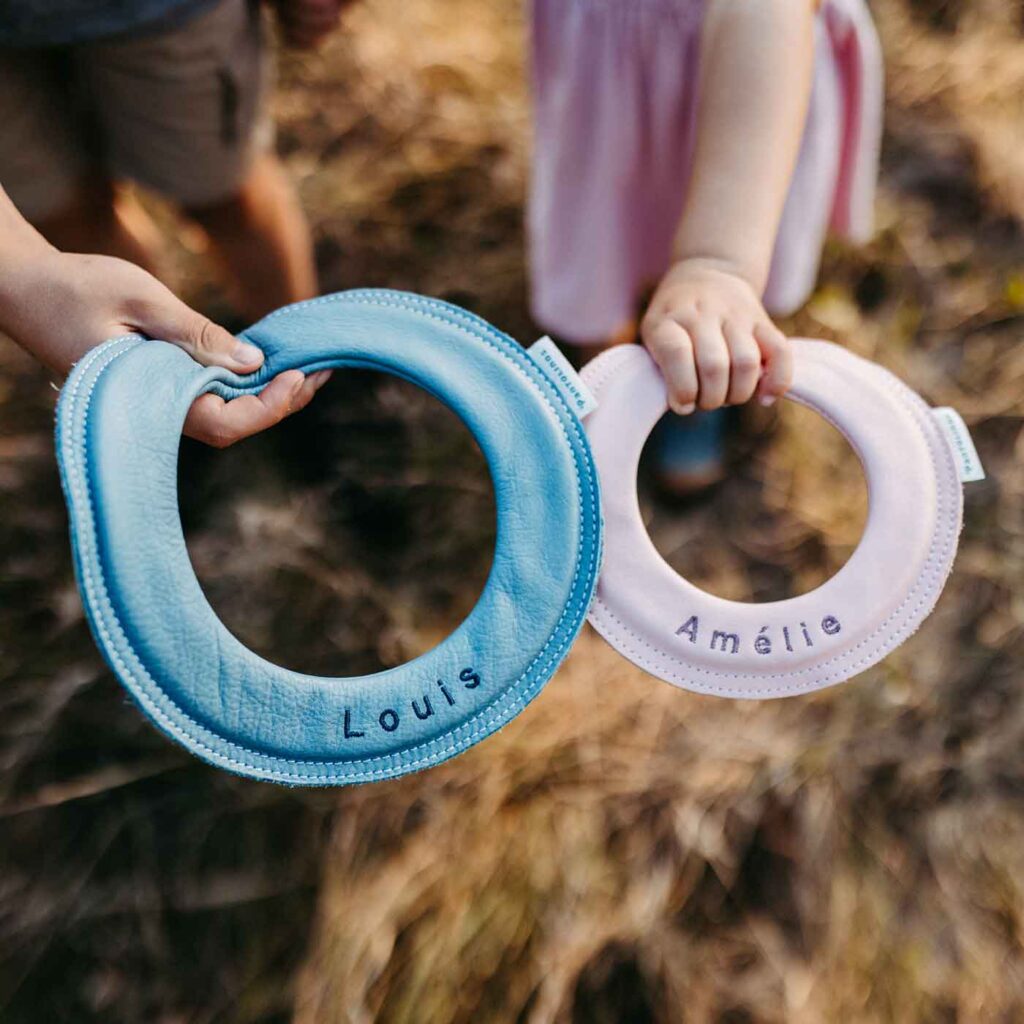 Throwing Ring by Pantolinos made of 100% leather discover now