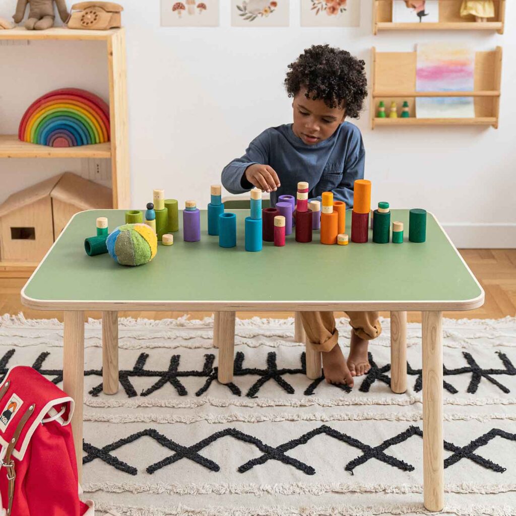Tablò by ettomio: Children's Table with Chair discover here
