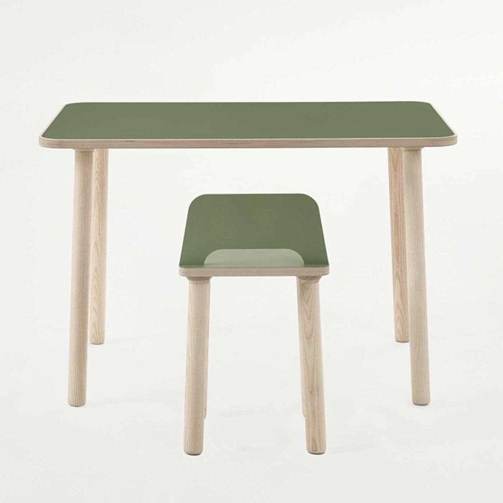 Tablò by ettomio: Children's Table with Chair discover here