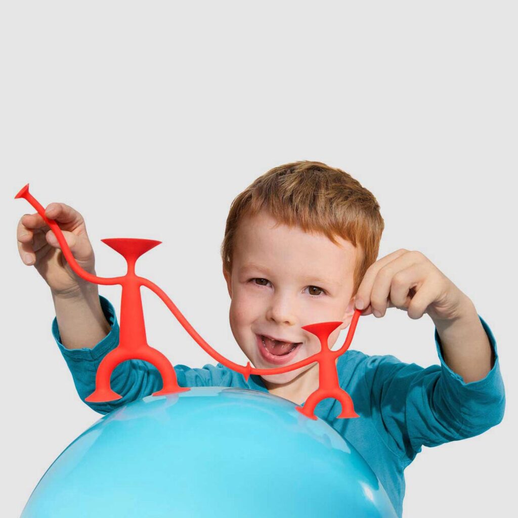 MOLUK: open-ended play toys from Switzerland discover here