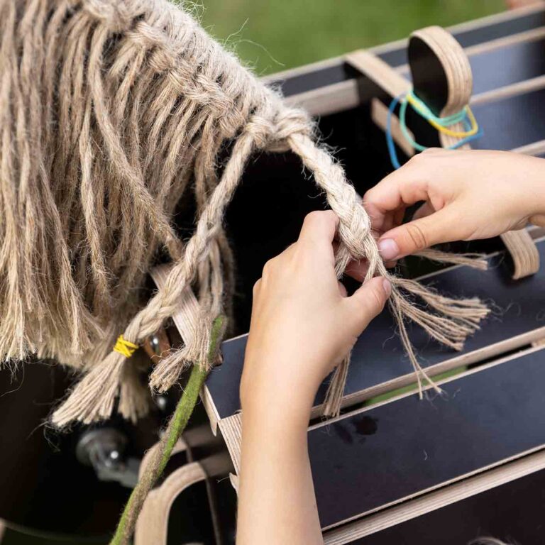 ferdi von kitito: Holzpferd für draußen & indoor entdecken